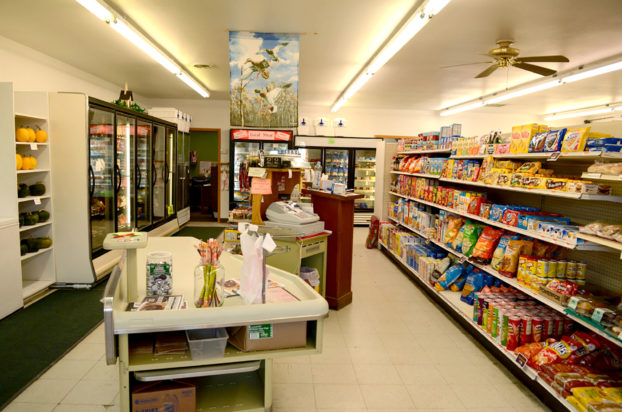 The Push to Keep Independent Grocery Stores Open in Rural Communities ...