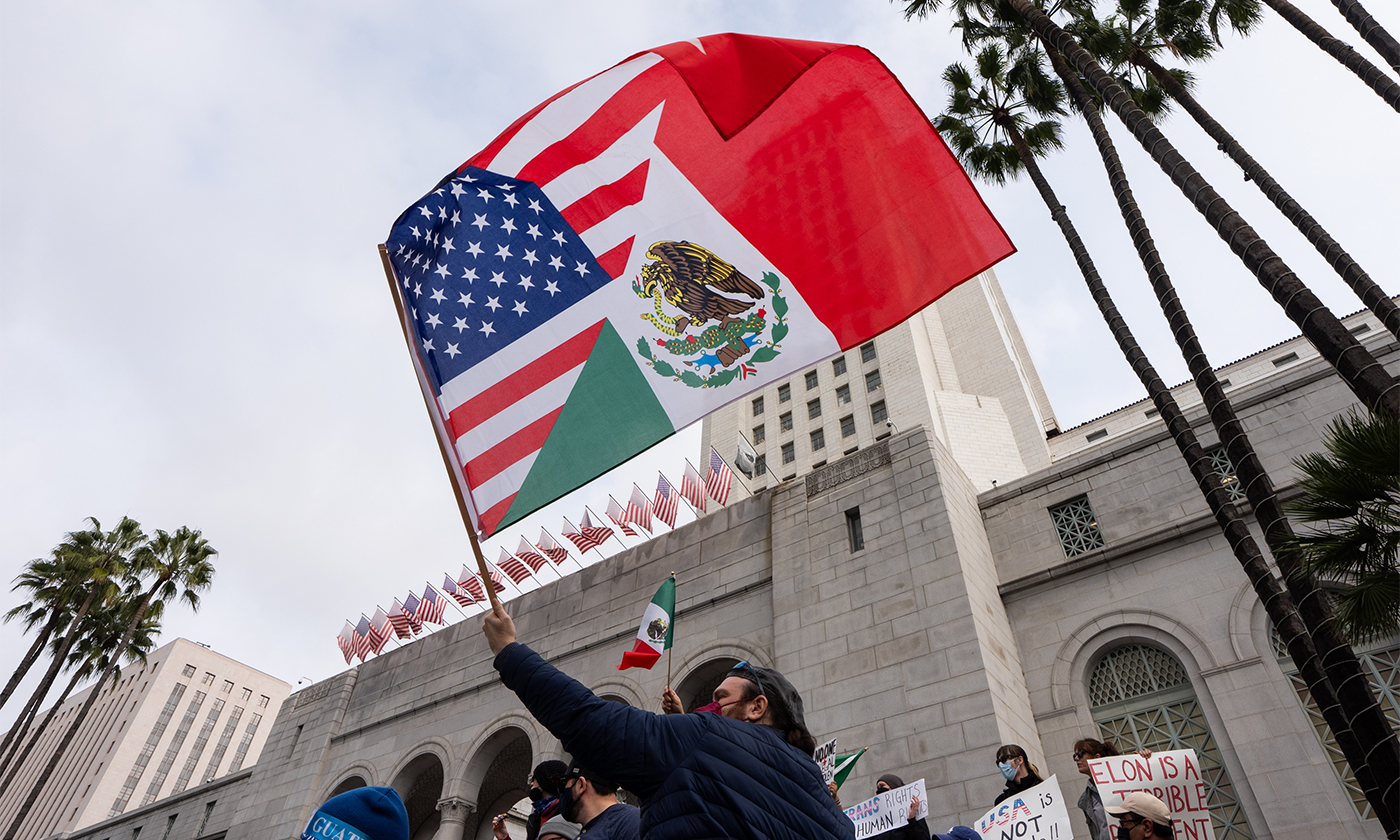 Immigrants Fight ICE Raids - YES! Magazine Solutions Journalism